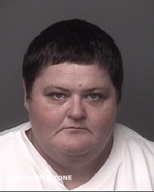 DUFFY TAMI LYNN 10/14/2022 - Dubuque County Mugshots Zone