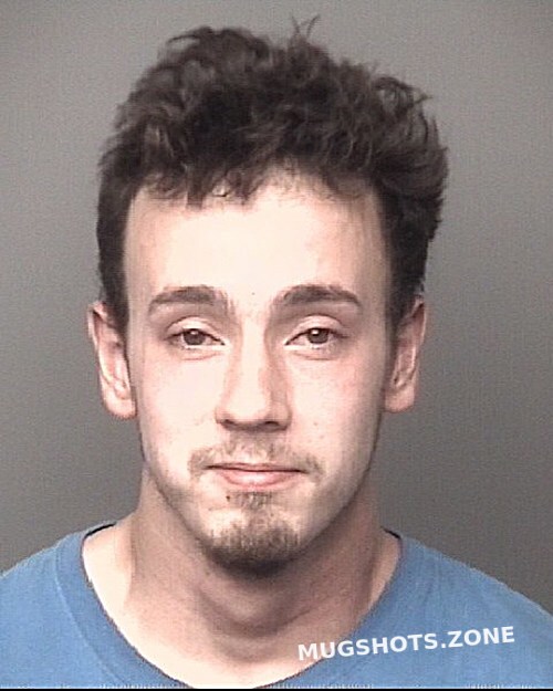 KAMMILLER ALEX JACOB 10/29/2022 - Dubuque County Mugshots Zone