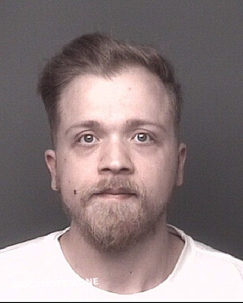 BRAUHN TERAN LUKE TIMOTHY 11/01/2022 - Dubuque County Mugshots Zone