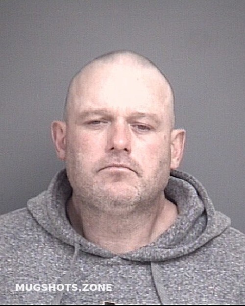 PETERSEN TRAVIS FREDRICK 11/22/2022 - Dubuque County Mugshots Zone