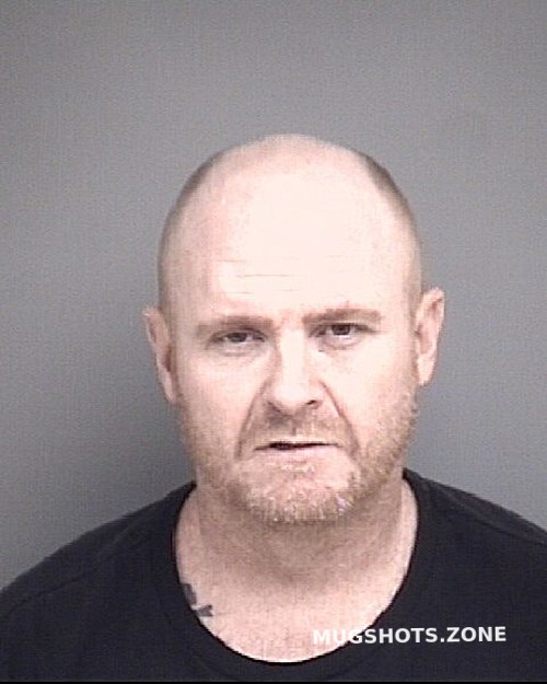 FULLBRIGHT ADAM MICHAEL 11/25/2022 - Dubuque County Mugshots Zone