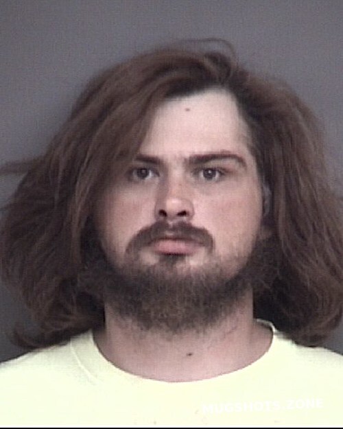 OBERHOLSER ANDREW JOE 11/29/2022 - Dubuque County Mugshots Zone