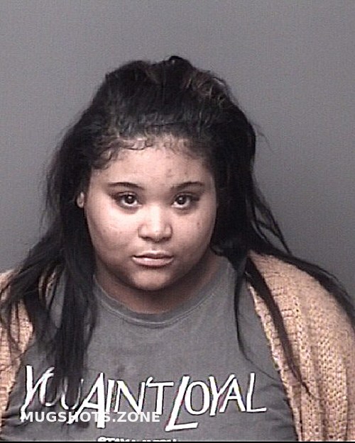 CASEY SHEENA ALICIA MARIE 01/03/2023 - Dubuque County Mugshots Zone