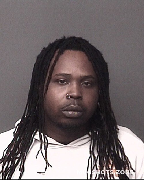 JONES DOMINIQUE MARTEZ 03/02/2023 - Dubuque County Mugshots Zone