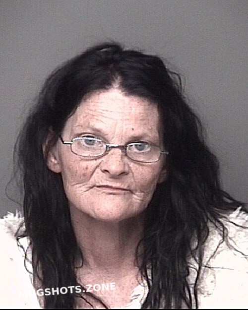 BAKER MARGO RUTH 04/11/2023 - Dubuque County Mugshots Zone