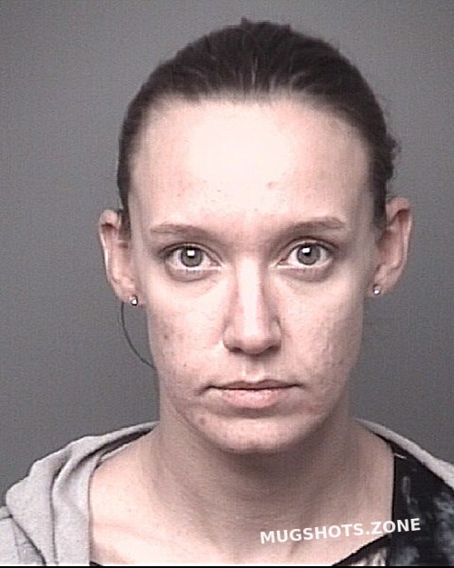 GOIN MEGAN MICHAELA 04/21/2023 - Dubuque County Mugshots Zone