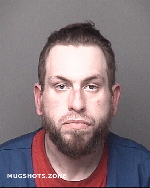 HOPP RYAN WILLIAM 05/03/2023 - Dubuque County Mugshots Zone