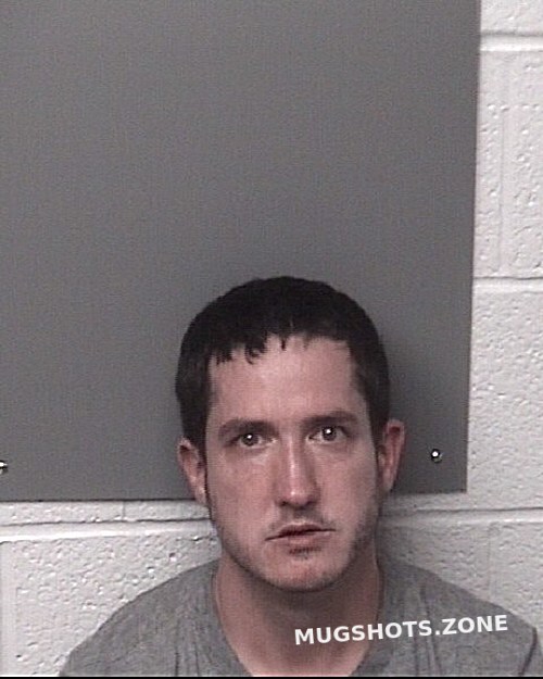 BUTLER ZACHARY TANNER 05/21/2023 - Dubuque County Mugshots Zone