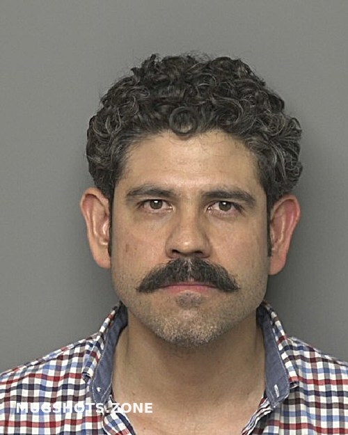 LARRAGA ALMAZAN RAUL 07/22/2023 - Dubuque County Mugshots Zone