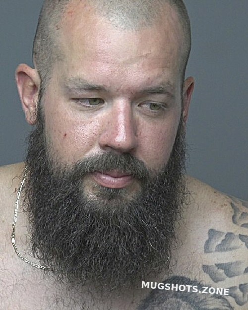 SCHUELER BRANDON SHAUN 08/11/2023 - Dubuque County Mugshots Zone