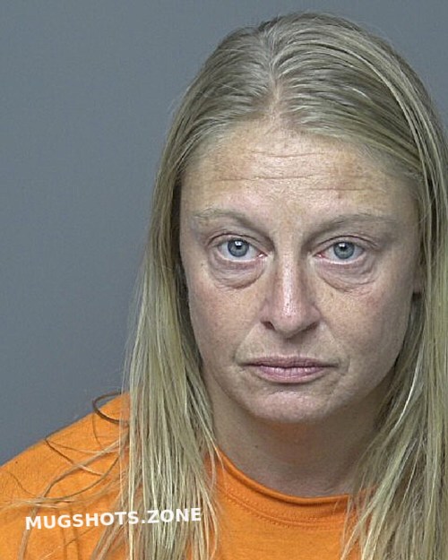 MCDONOUGH ANGELA EILEEN 09/16/2023 - Dubuque County Mugshots Zone