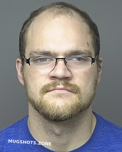 VANSCOYOC DYLAN MICHAEL 09/25/2023 - Dubuque County Mugshots Zone