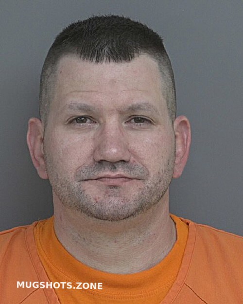 COMEAU CHRISTOPHER ROBERT 10/02/2023 - Dubuque County Mugshots Zone
