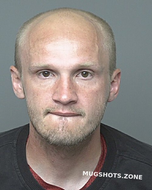 NEUHAUS JAMIE LEE 12/12/2023 - Dubuque County Mugshots Zone