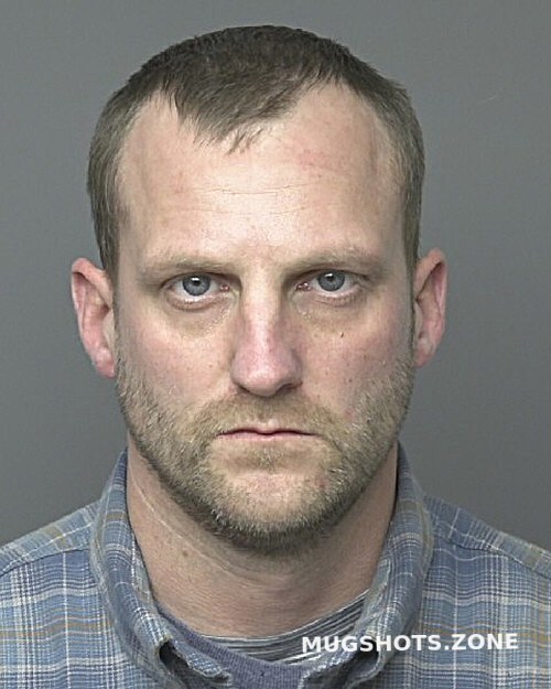 YAROLEM CODY GENE 02/04/2024 - Dubuque County Mugshots Zone