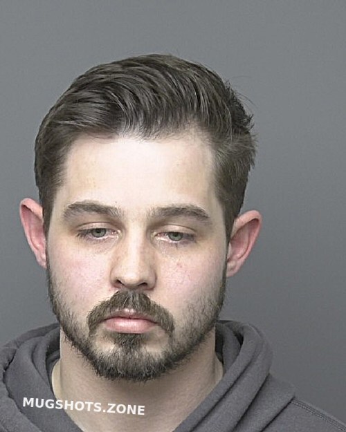 PUCCIO ALEX JOHN 02/23/2024 - Dubuque County Mugshots Zone