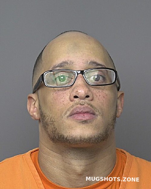 JONES TERRICK LAMOND 05/02/2024 - Dubuque County Mugshots Zone