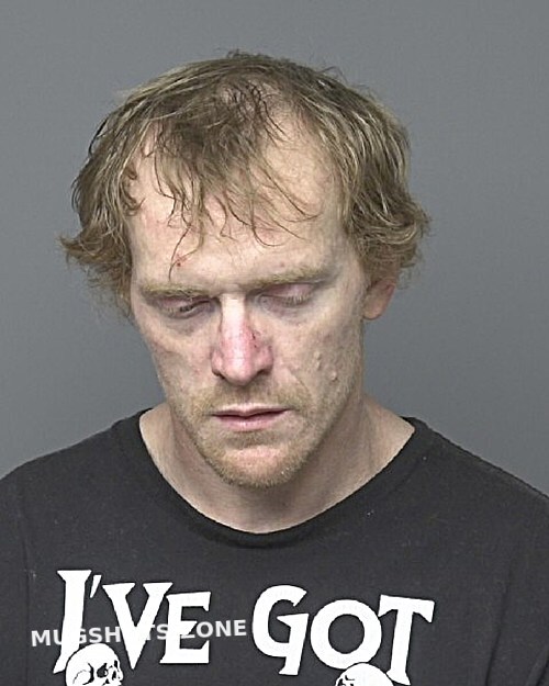 MUELLER JONATHAN JOSEPH 05/16/2024 - Dubuque County Mugshots Zone