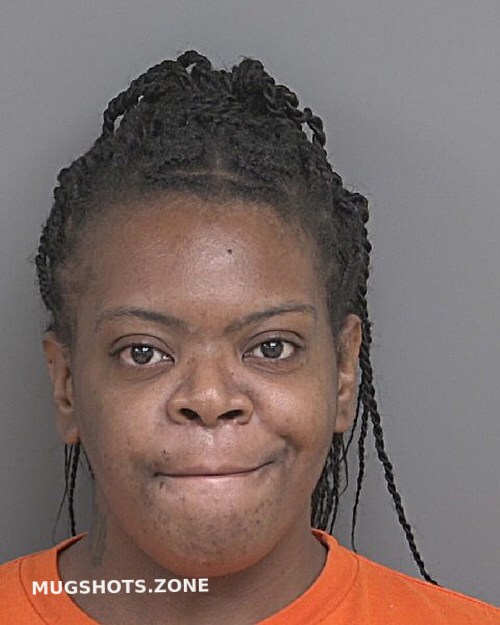 WELLS KORIA MONIQUE 06/17/2024 - Dubuque County Mugshots Zone