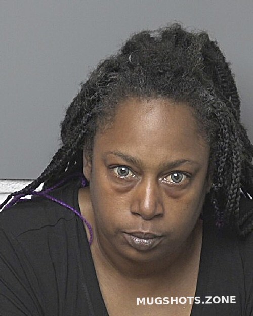 EPPS RONISHA LATRICE 08/17/2024 - Dubuque County Mugshots Zone