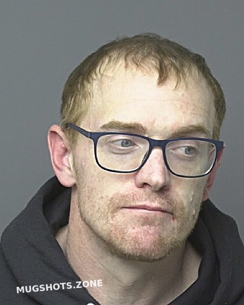 MUELLER JONATHAN JOSEPH 10/03/2024 - Dubuque County Mugshots Zone