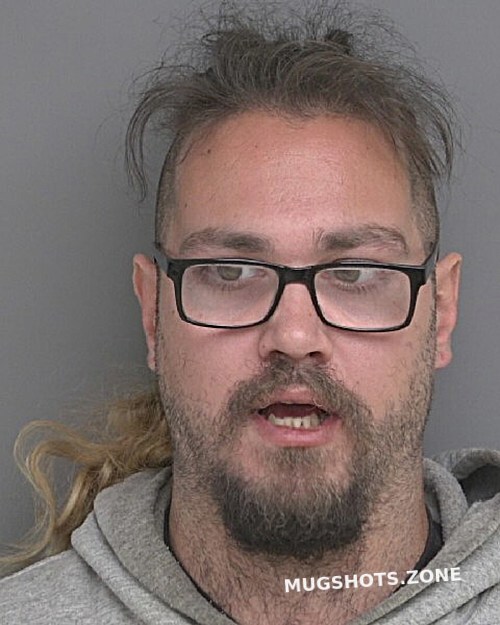 HUMPHREY TRAVIS JOSEPH 10/04/2024 - Dubuque County Mugshots Zone