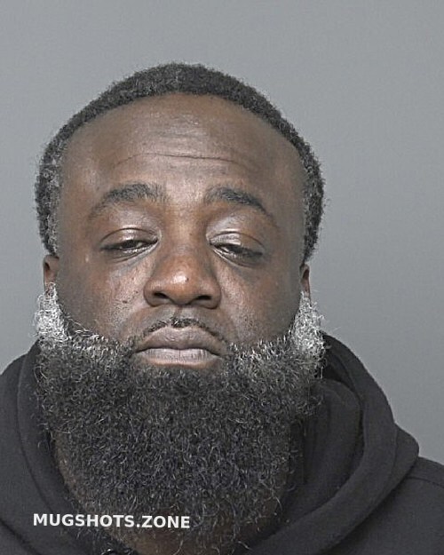 DAVIS RYAN LAMOND 10/26/2024 - Dubuque County Mugshots Zone