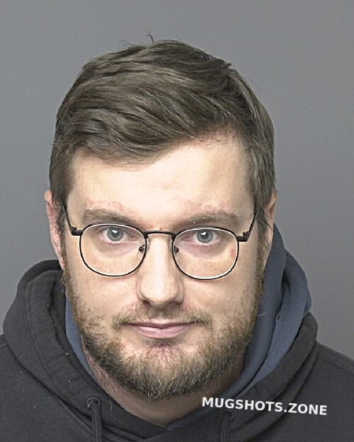 UTHE DILLON JOSEPH 11/01/2024 - Dubuque County Mugshots Zone