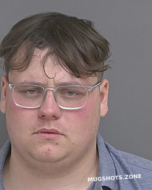 KOWZAN EVAN DAVIS 11/20/2024 - Dubuque County Mugshots Zone