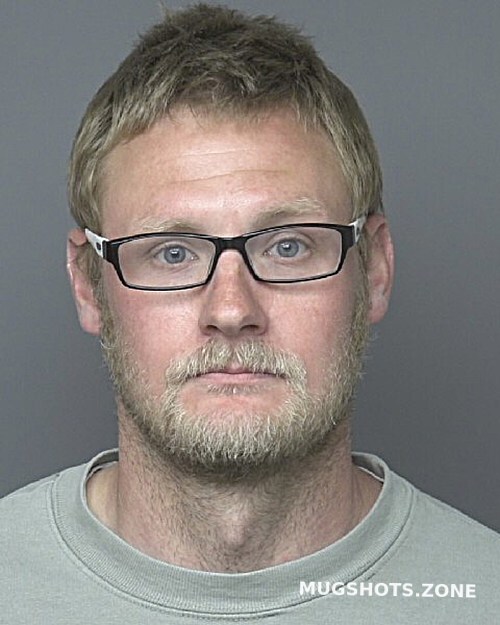 HAMILTON DOUGLAS MICHAEL 03/19/2025 - Dubuque County Mugshots Zone