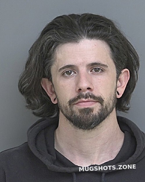 ROBLES JONATHAN MICHAEL 06/11/2025 - Dubuque County Mugshots Zone