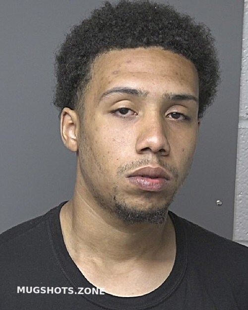 HEWITT MYKAL DESHAUN 07/12/2025 - Dubuque County Mugshots Zone