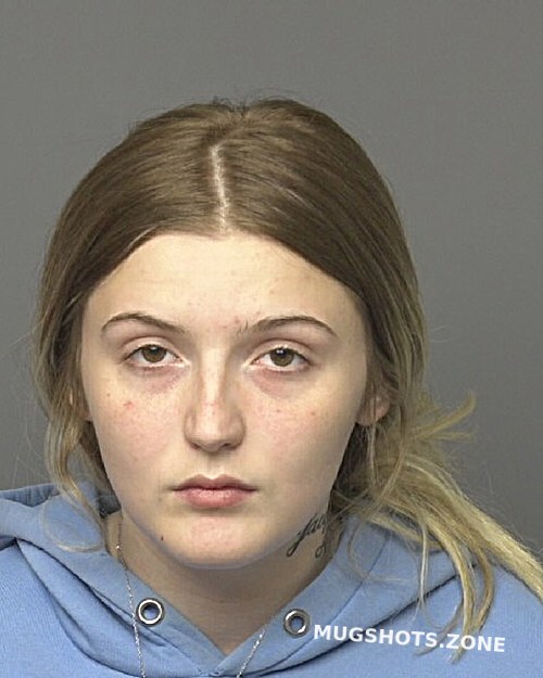 SHARKEY ALYSSA MARIE 10/31/2025 - Dubuque County Mugshots Zone