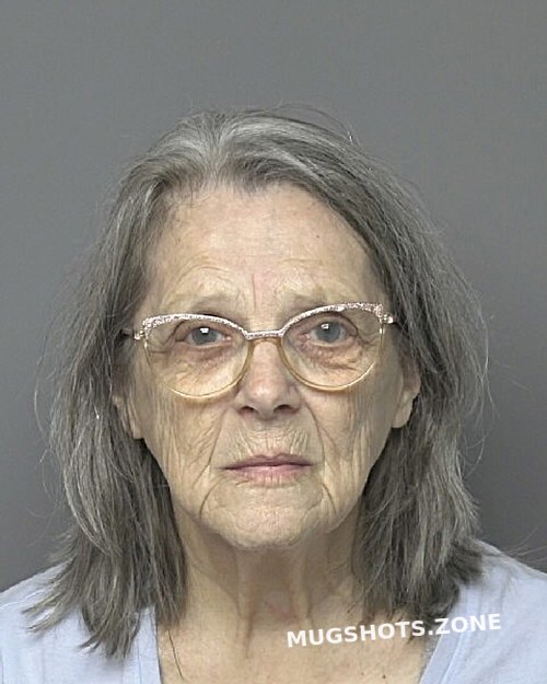LOPER LAURA ILENE 12/06/2025 - Dubuque County Mugshots Zone