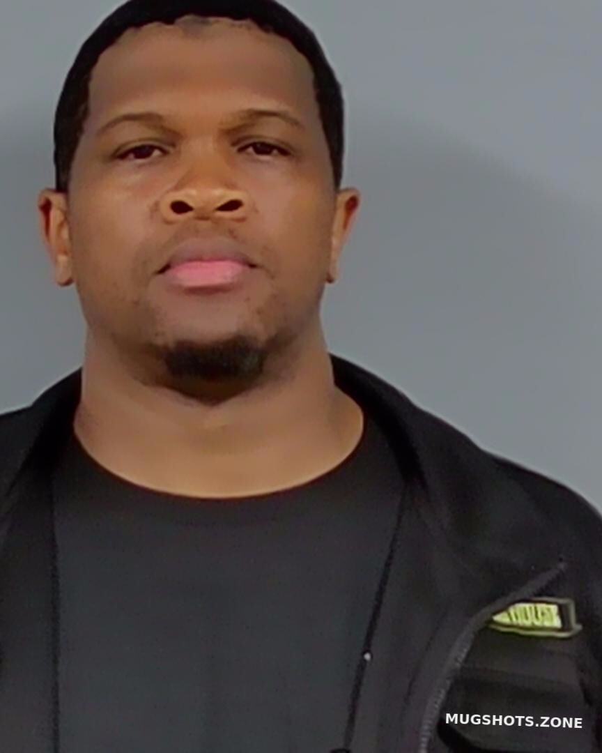 WHITE RONELL DAVAR 12/01/2022 - Escambia County Mugshots Zone