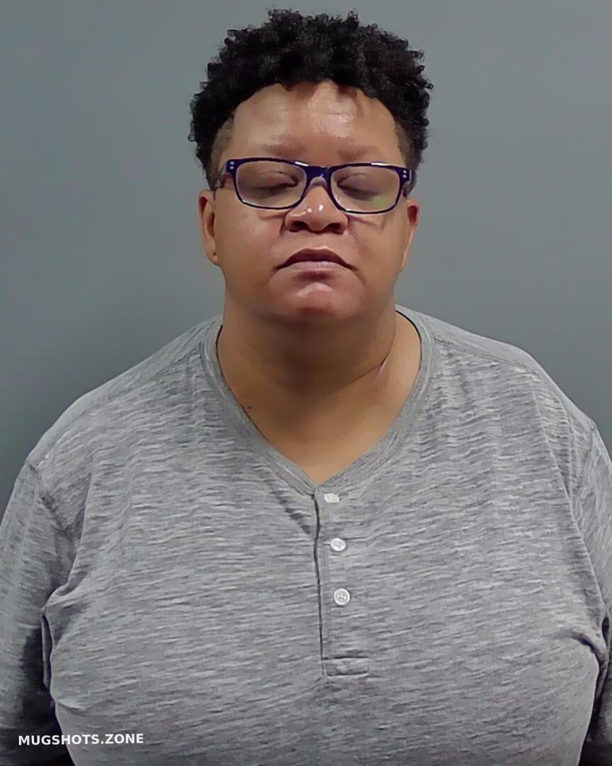 MARSH ADRIENNE MONIQUE 03/04/2024 - Escambia County Mugshots Zone