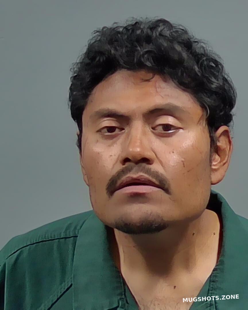 HIPOLITO-CHARIS MOISES 03/08/2025 - Escambia County Mugshots Zone