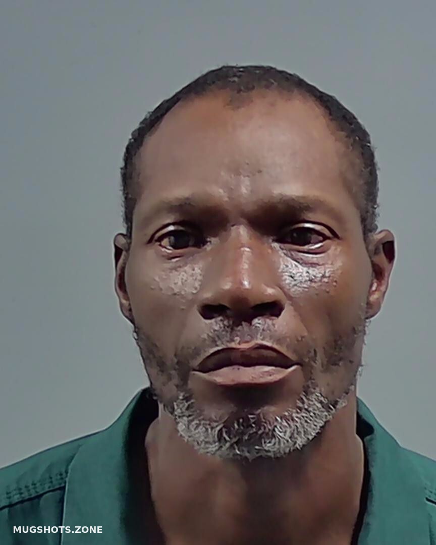 EZELL DERRICK MARQUEL 04/22/2025 - Escambia County Mugshots Zone
