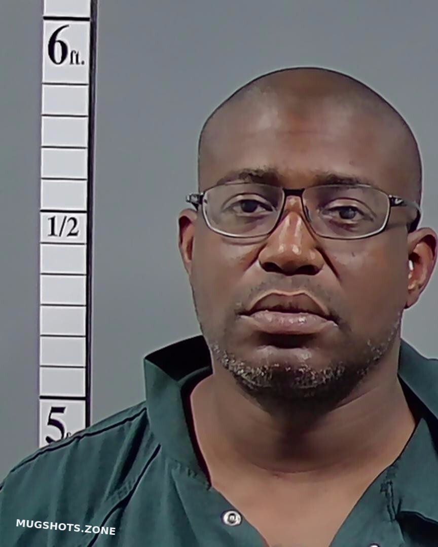 SAUNDERS OLIVER QUINTON 07/10/2025 - Escambia County Mugshots Zone