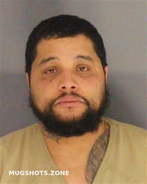 REYES JONATHAN 04/11/2025 - Essex County Mugshots Zone