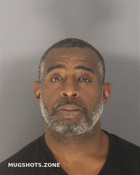 LOWREY SHONDELL 04/29/2025 - Essex County Mugshots Zone