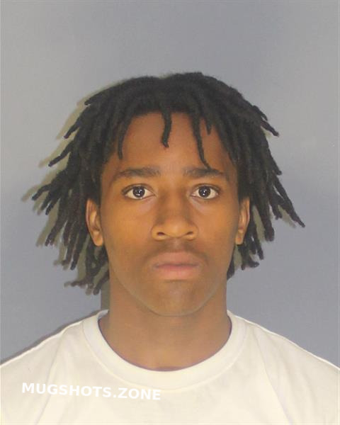 ELLIOTT JADENN P 05/15/2025 - Essex County Mugshots Zone