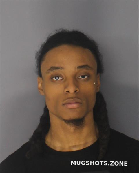 ANTOINE ISAIAH J 05/27/2025 - Essex County Mugshots Zone