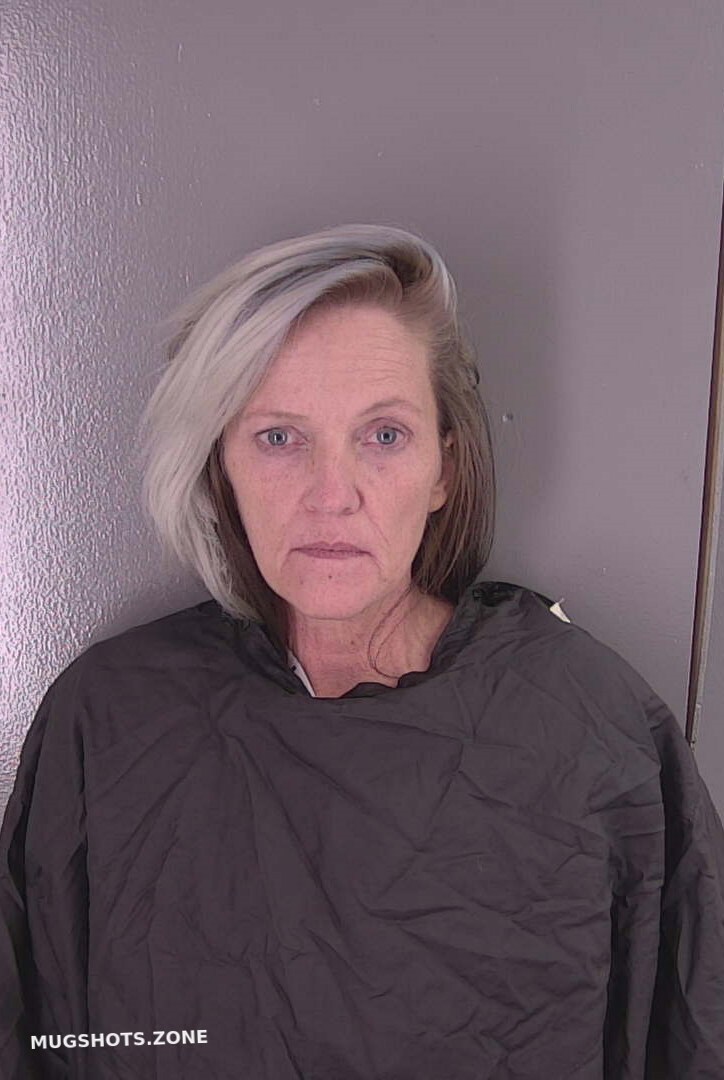BULLIS LISA LYNN 11/30/2022 - Fauquier County Mugshots Zone