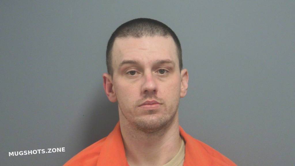 DOZIER DEXTER DEWAYNE 11/08/2023 - Fayette County Mugshots Zone