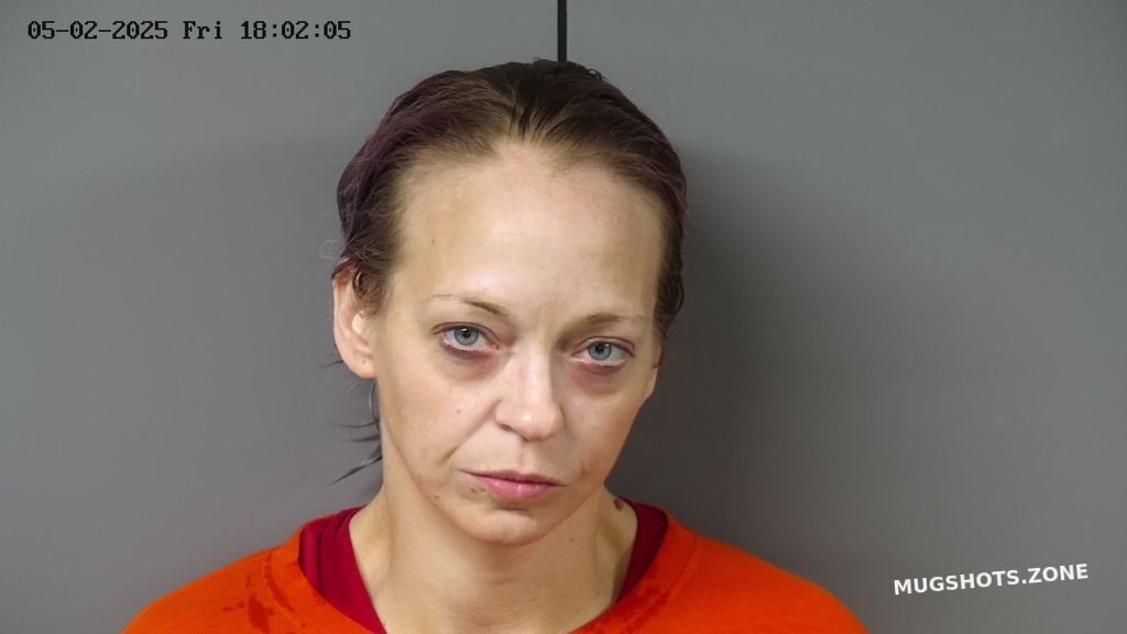 ROBERTS CRYSTAL NICOLE 05/02/2025 - Fayette County Mugshots Zone