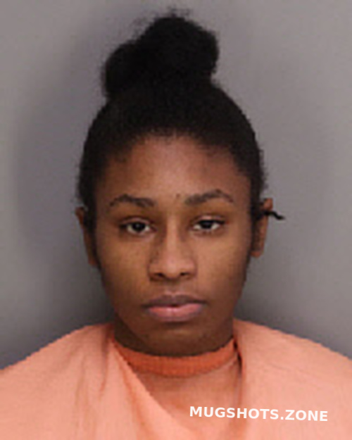 SHELTON SHAKISHA LEE 02/02/2022 - Florence County Mugshots Zone