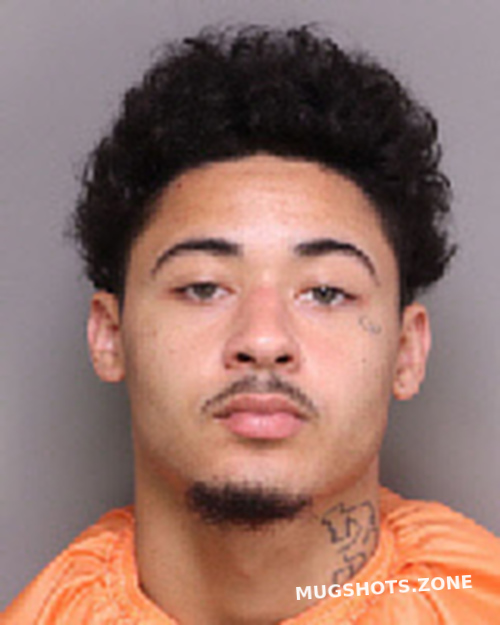 MCRAE CALEB TAVIEN 05/27/2022 - Florence County Mugshots Zone