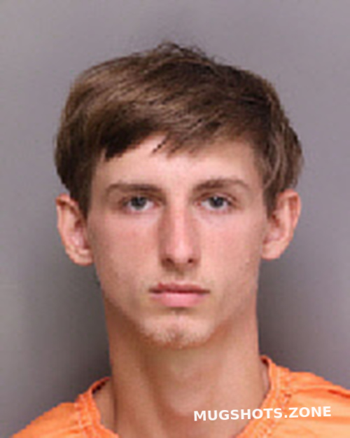 WIGGINS CHRISTOPHER LUKE 07/12/2022 - Florence County Mugshots Zone