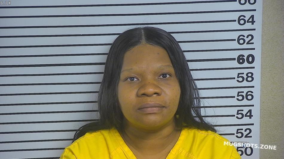 ALLEN MINNIE 04/27/2022 - Forrest County Mugshots Zone